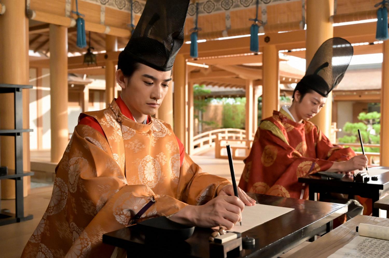 NHK『光る君へ』の2人、本当の“平安イケメン”はどっち？問題を徹底分析してみた結果 | 女子SPA！