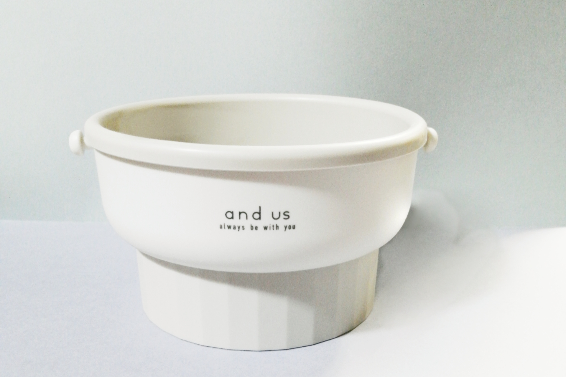 わざわざ買う意味…あった！3COINSのメイクブラシクリーナーを正直レビュー | 女子SPA！