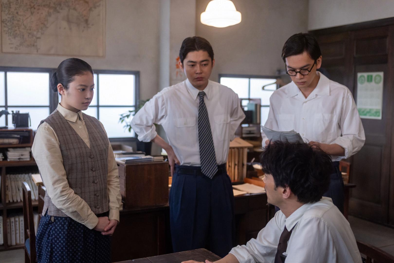 NHK『あんぱん』25歳俳優の“鎖骨”に注目集まる。朝ドラ初出演では「ヤクザ者」を演じたが | 女子SPA！